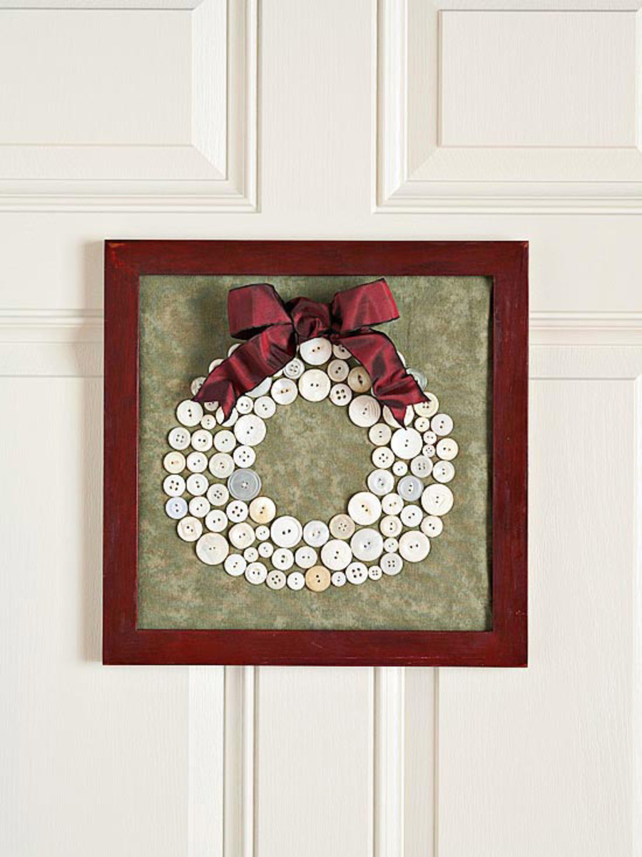 11 Button Wreath Craft Holiday Decorations - HubPages