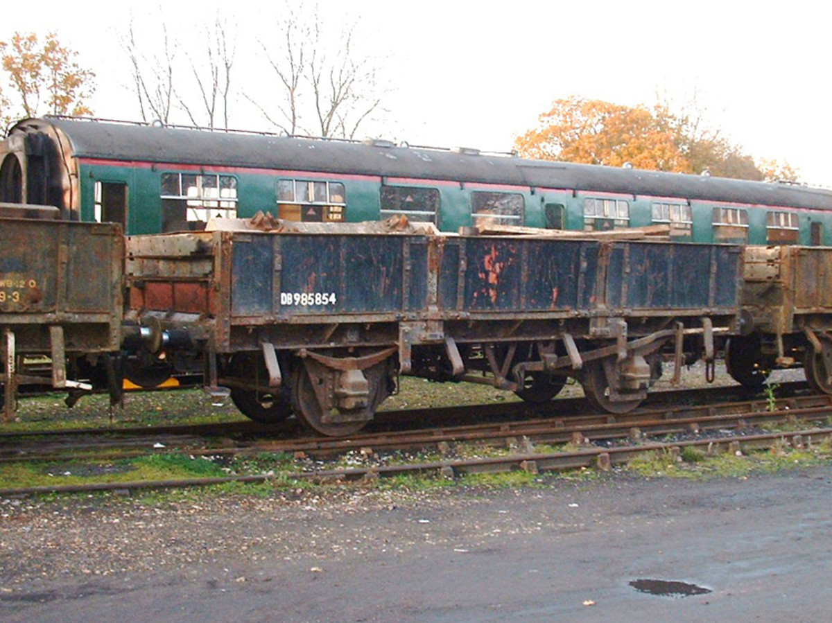 Rites of Passage for a Model Railway - 9: Low-Sided, Flat and Bogie ...