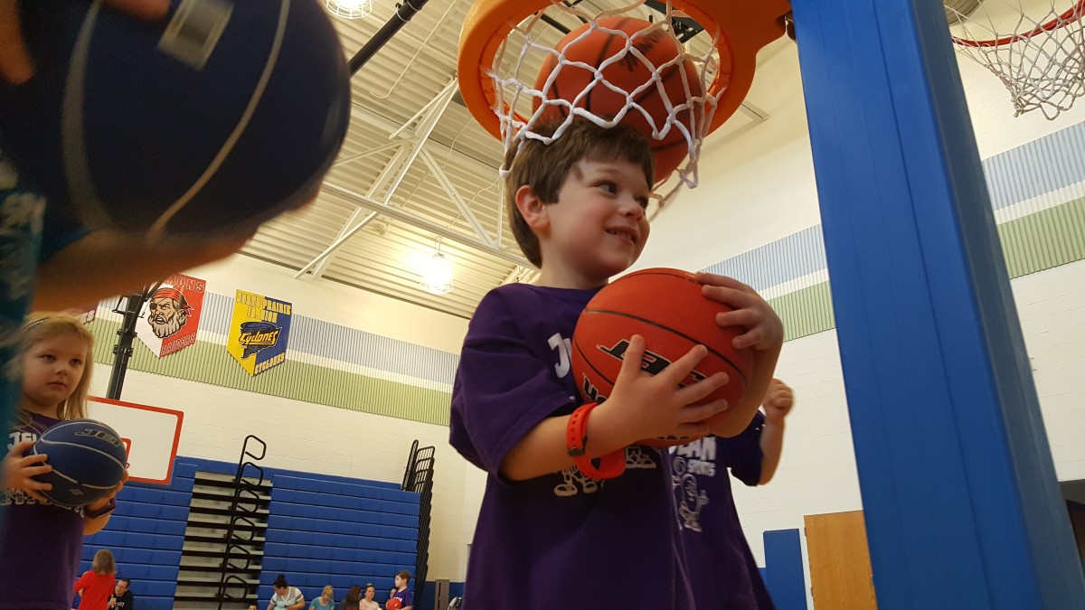 How to Teach Young Children to Play Defense in Basketball - HubPages