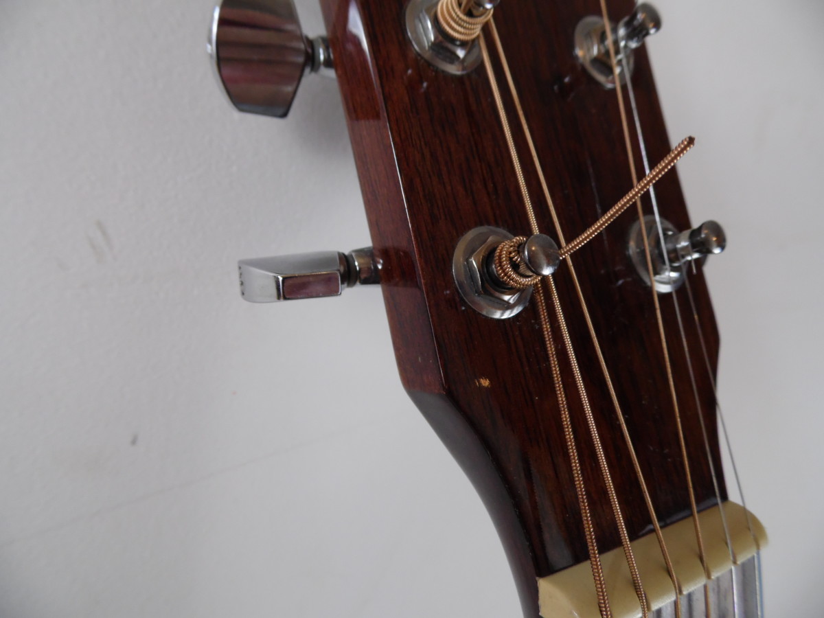 The Anatomy of an Acoustic Guitar - HubPages