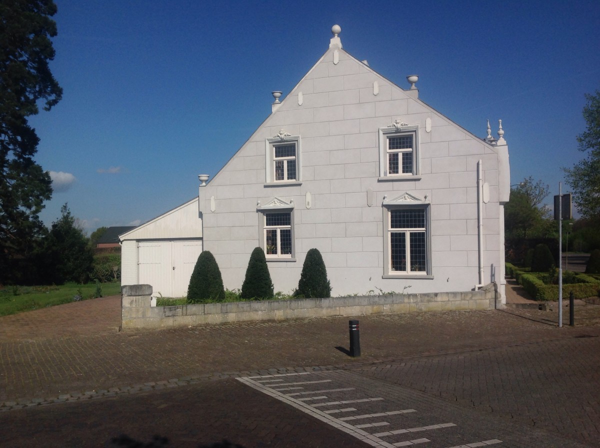 Living in a Small Dutch Village: Maarheeze - HubPages