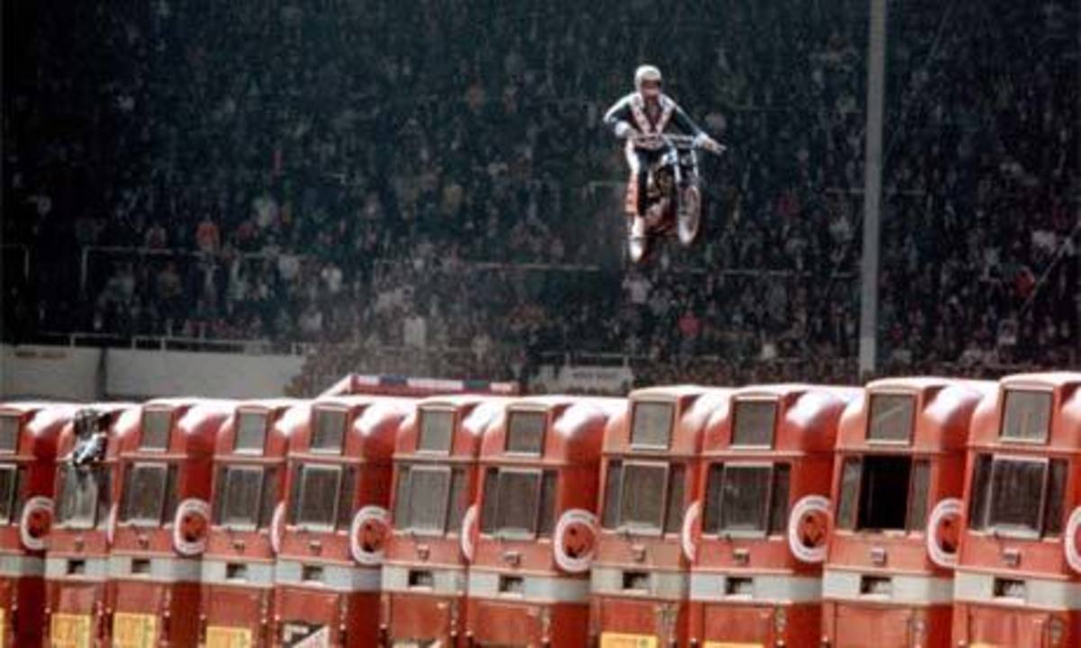 Evel Knievel: Legendary Motorcycle Daredevil - HubPages