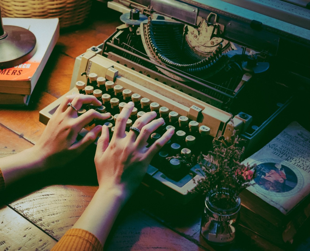 10 Web Novel Sites - Earn By Writing Novels Online - HubPages