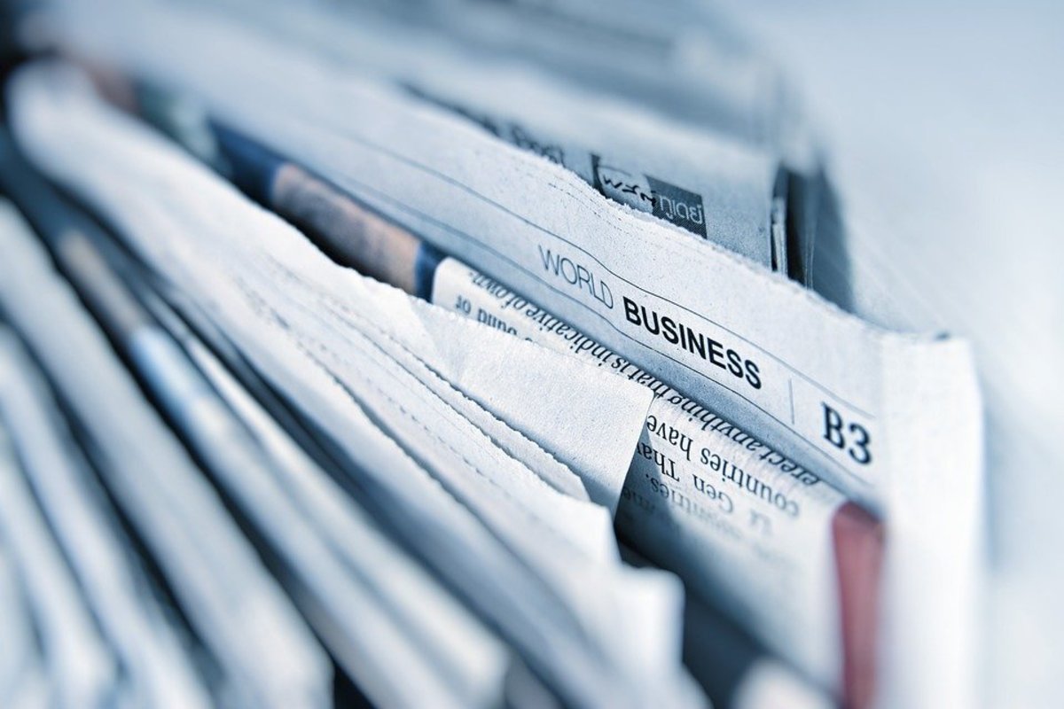 5 Advantages of Reading a Newspaper - HubPages
