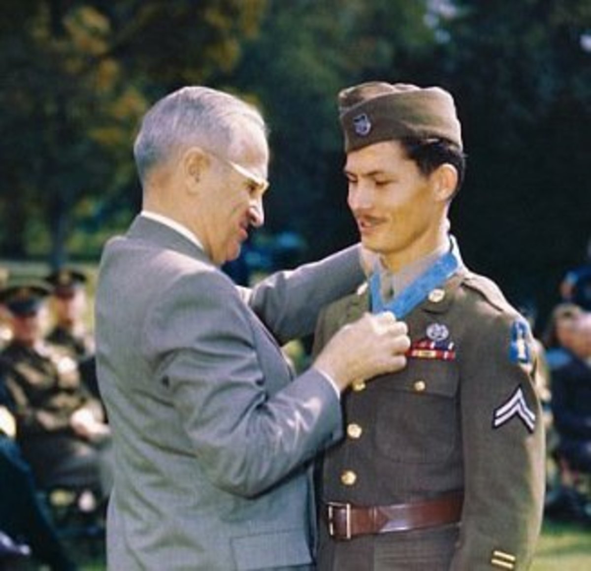 Desmond Doss: Inspiration for the Movie "Hacksaw Ridge" - HubPages