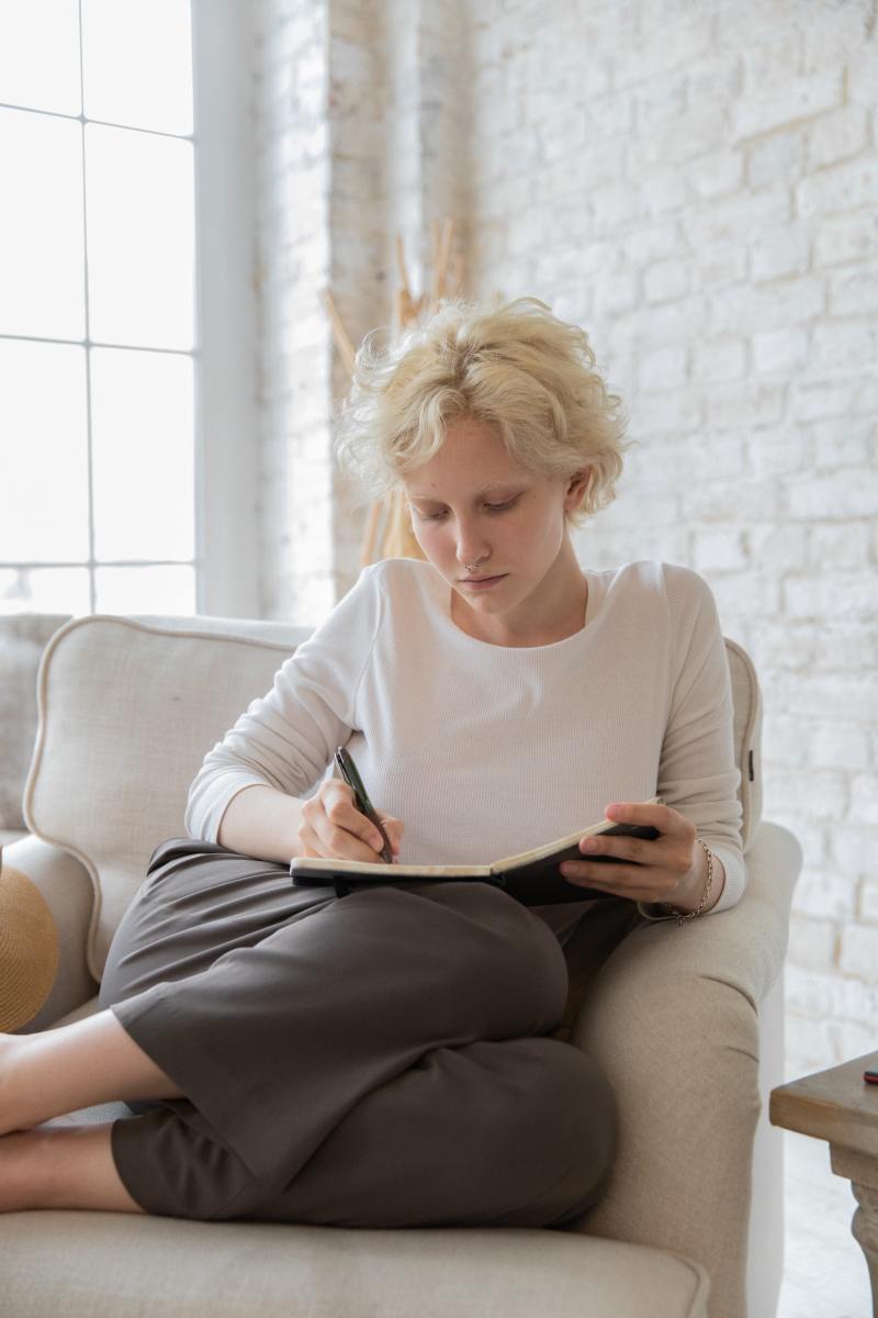5 Fascinating Writers, You See at a Writing Workshop - HubPages