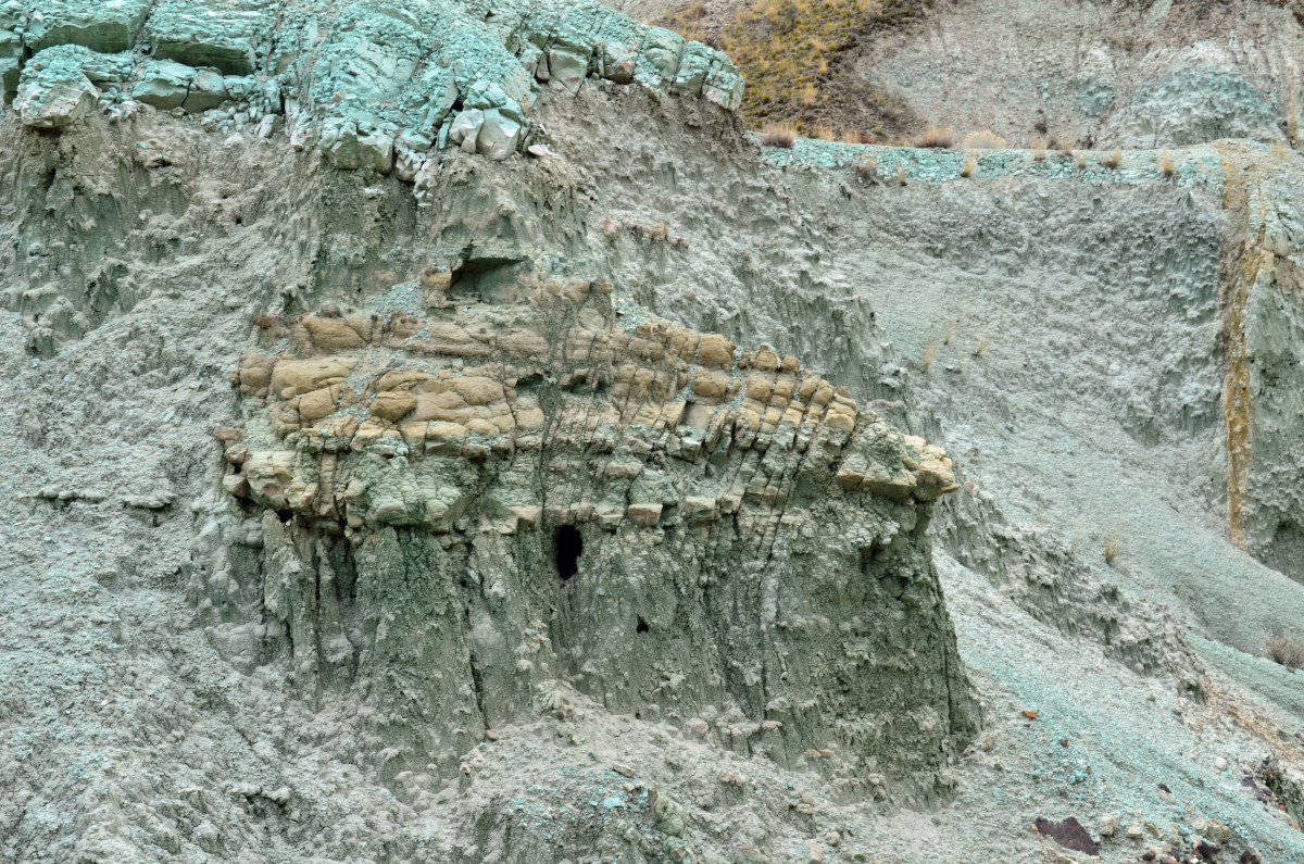 Hiking In Central Oregon - The Blue Basin Trails - HubPages