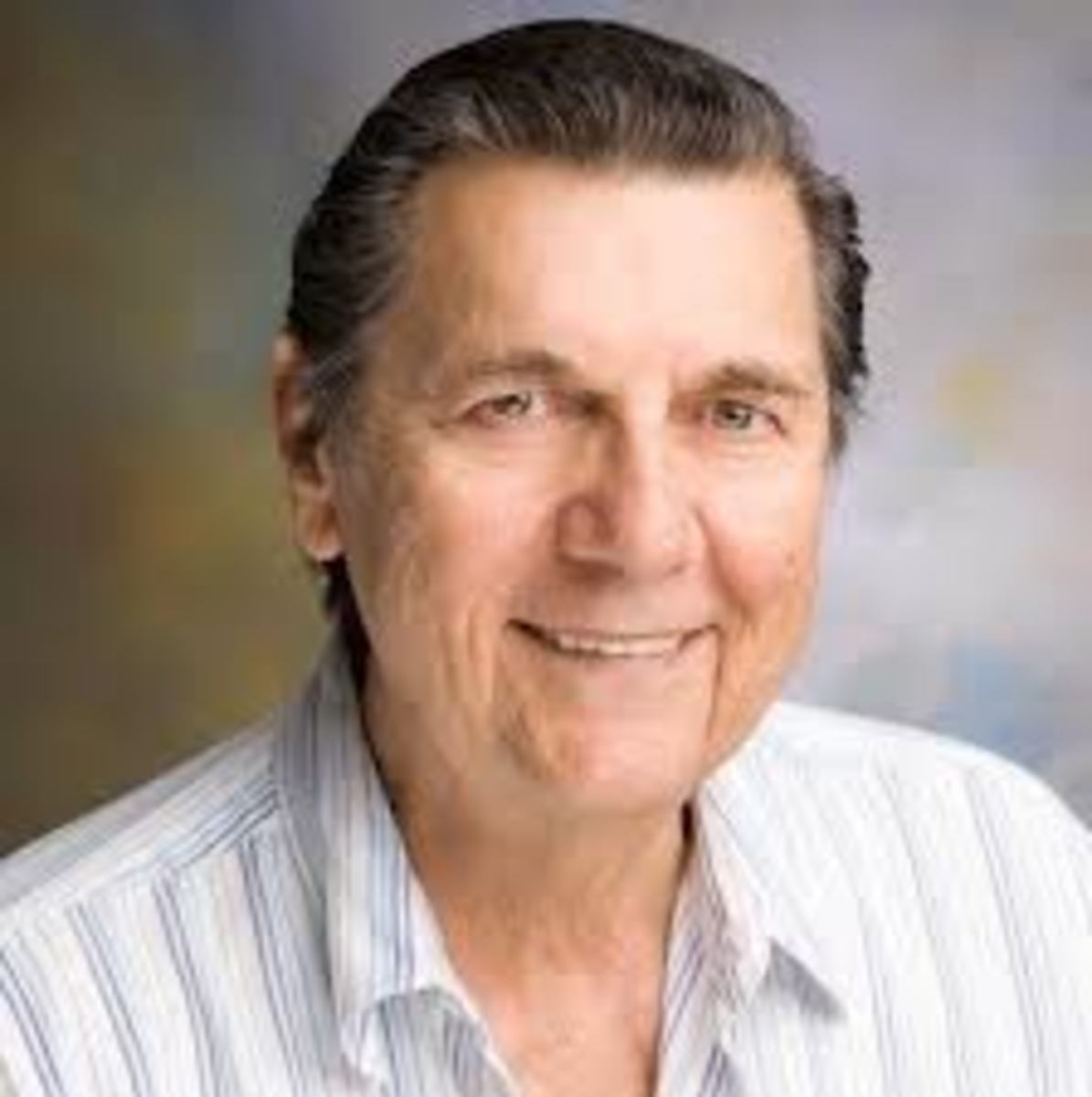 Review of Burt Goldman's Quantum Jumping Intro Training Set - HubPages