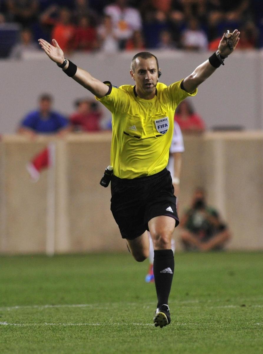 23 Football Referee Signals With Images And Meanings HowTheyPlay