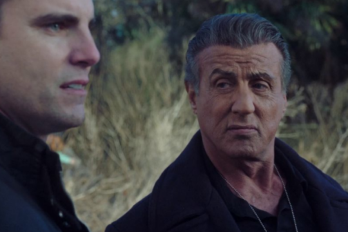 Backtrace (2018) ‘Movie that gives you headache’ - HubPages