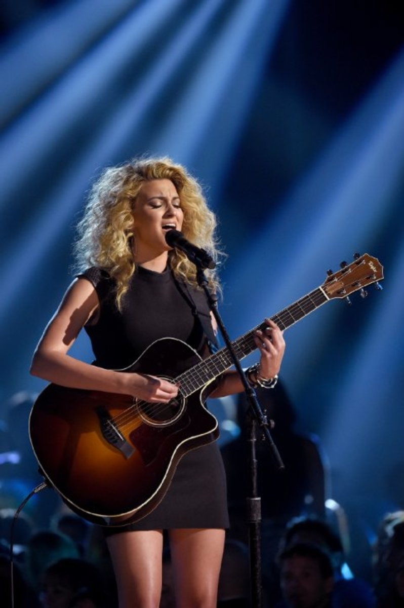 How to Dress Like Tori Kelly - HubPages