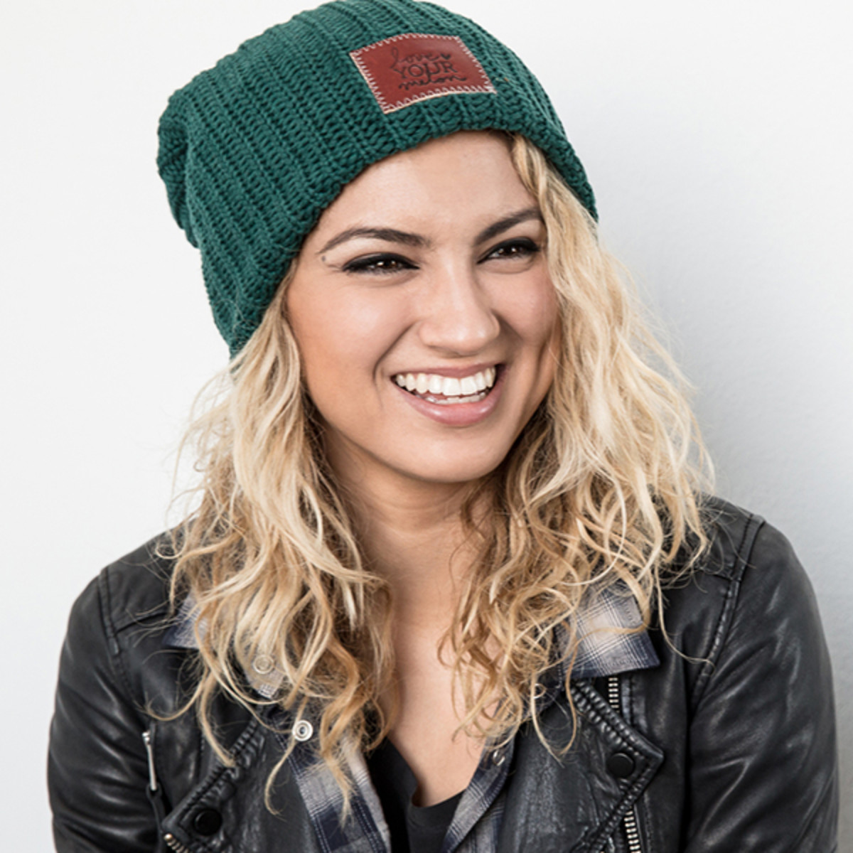 How to Dress Like Tori Kelly - HubPages