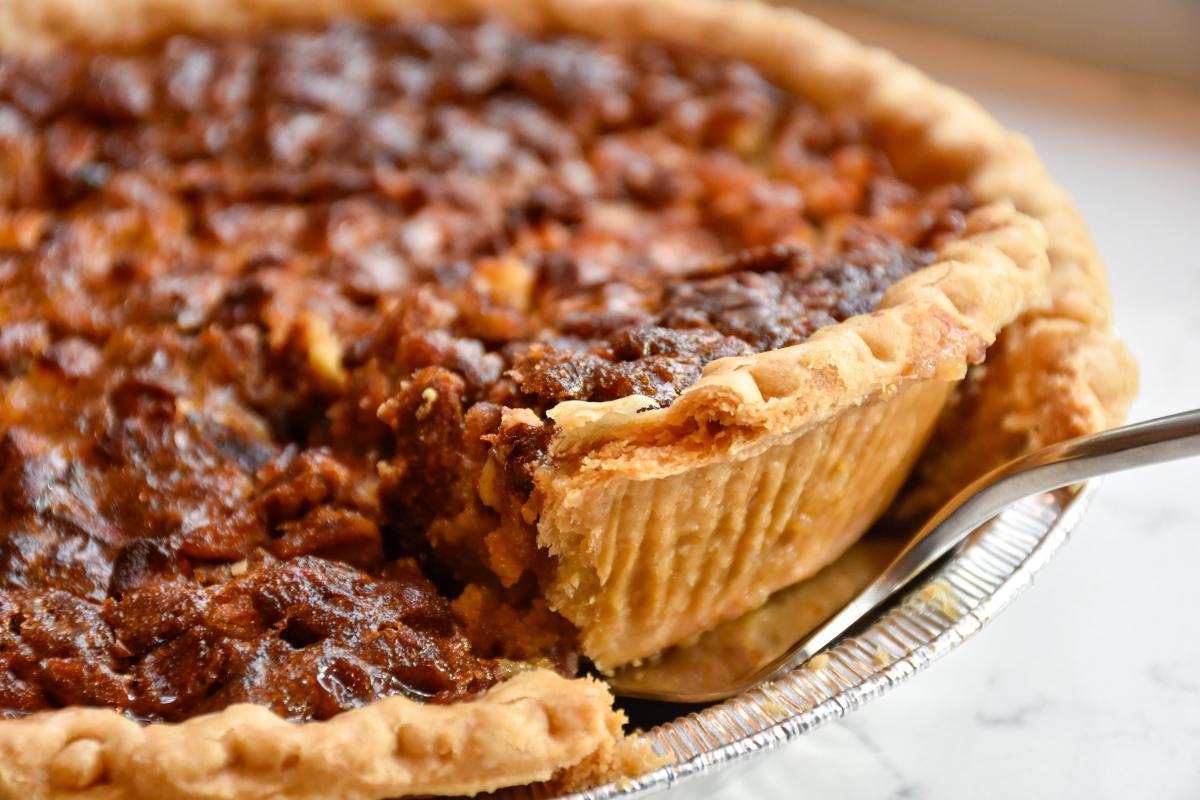 February Is Great American Pie Month - Delishably