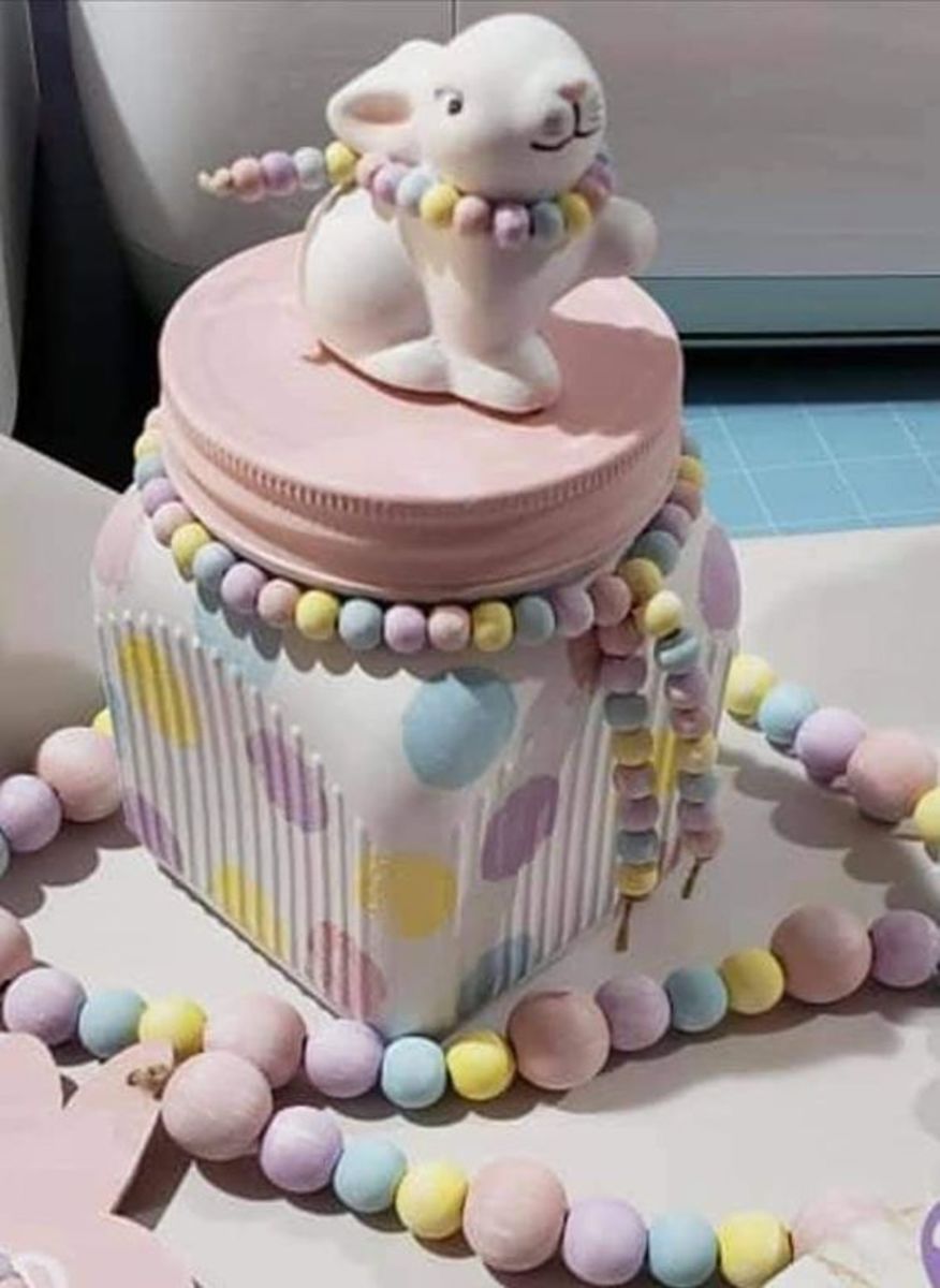 100+ Adorable Dollar Store Easter Crafts That Are Eggstra Special ...