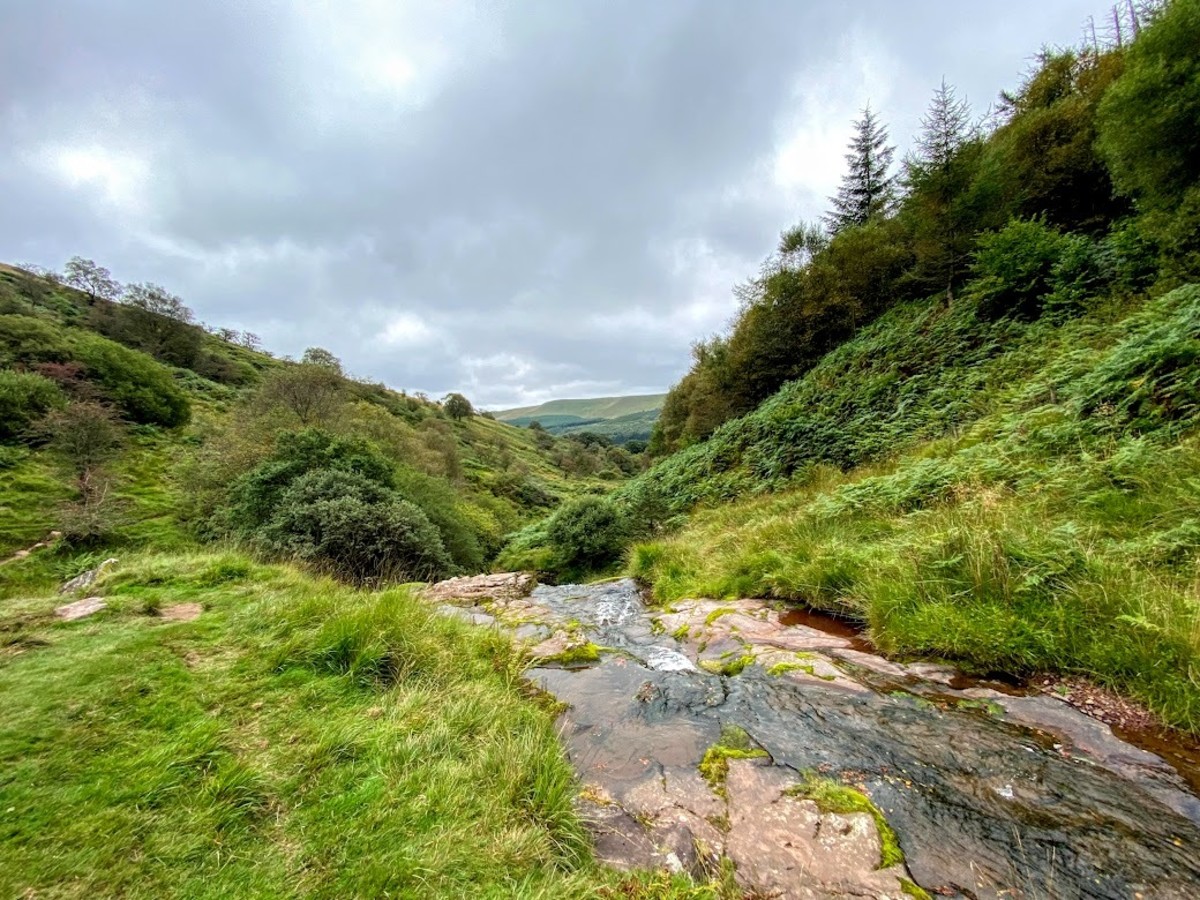 Traversing Taf Fechan: Hiking in the Brecon Beacons - HubPages