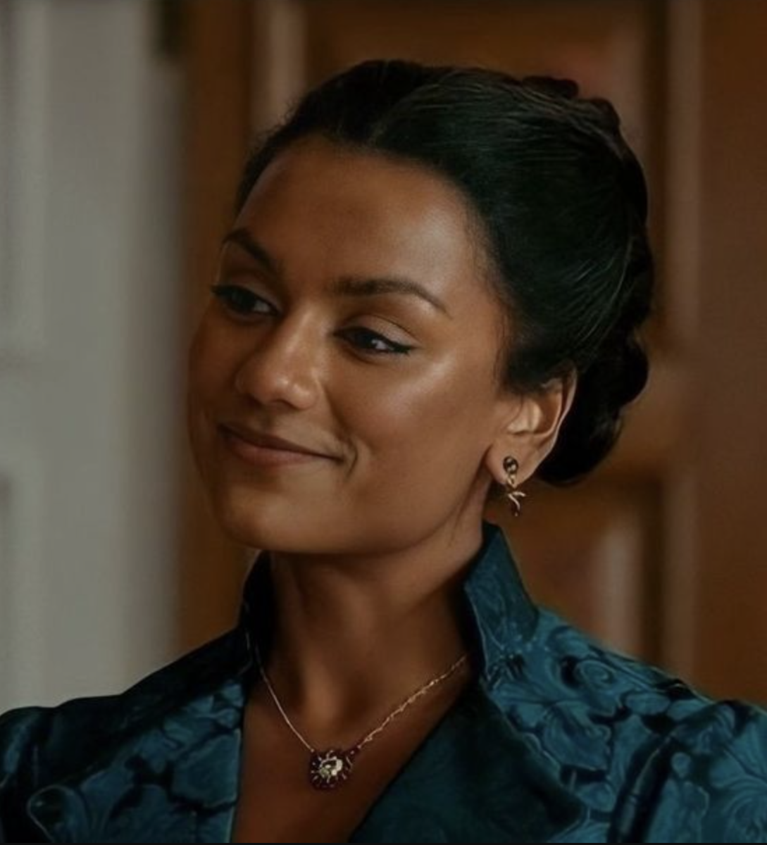 Kate Sharma’s 11 Best Costumes and Dresses - HubPages