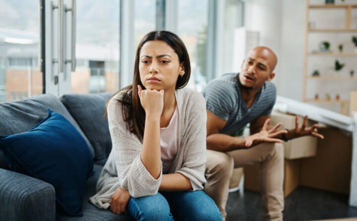 Reasons He Doesn't Trust Being in a Relationship With You - HubPages