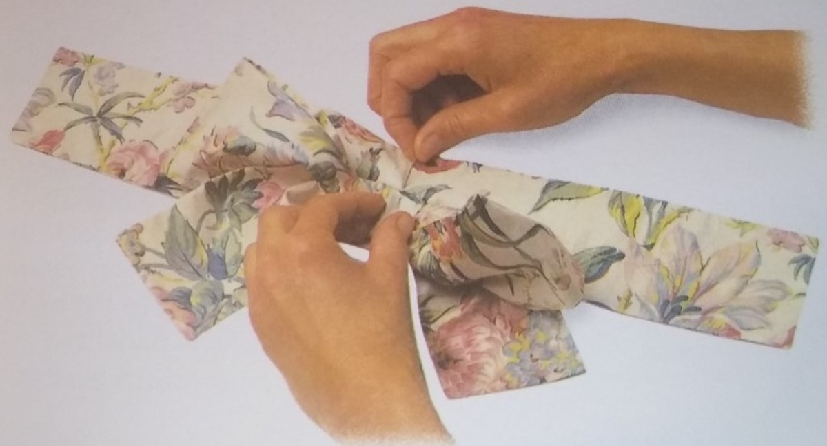 Tie-Backs: Crescent Tie-Backs with Corded Edge & Bow-Trimmed Tie-Back ...