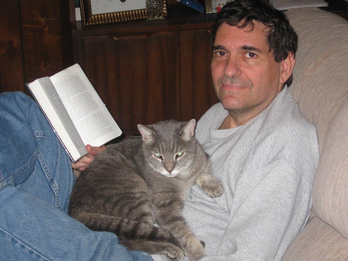 Interview with Author Larry Center - HubPages