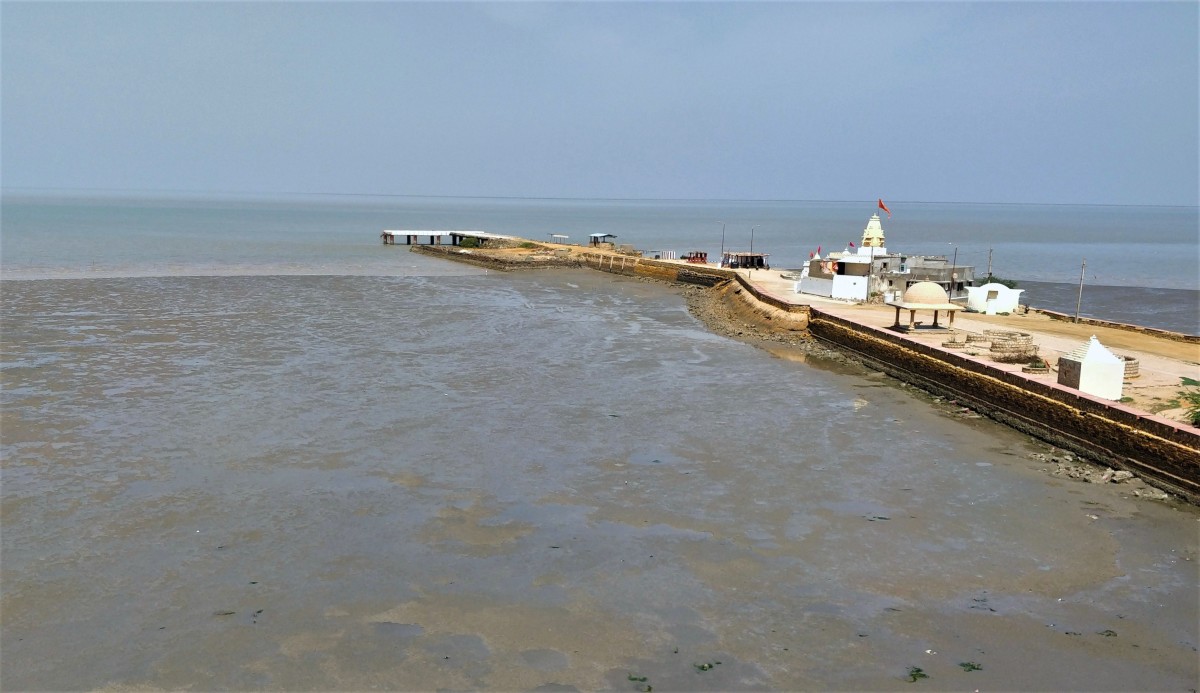 Koteshwar Shiva of Gujarat, India - the divine consort of Goddess ...