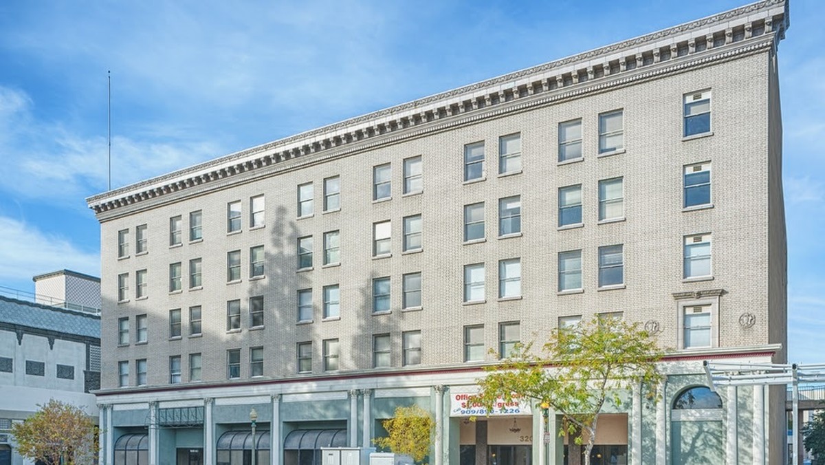 The Art of Murals on The Enterprise Building - HubPages