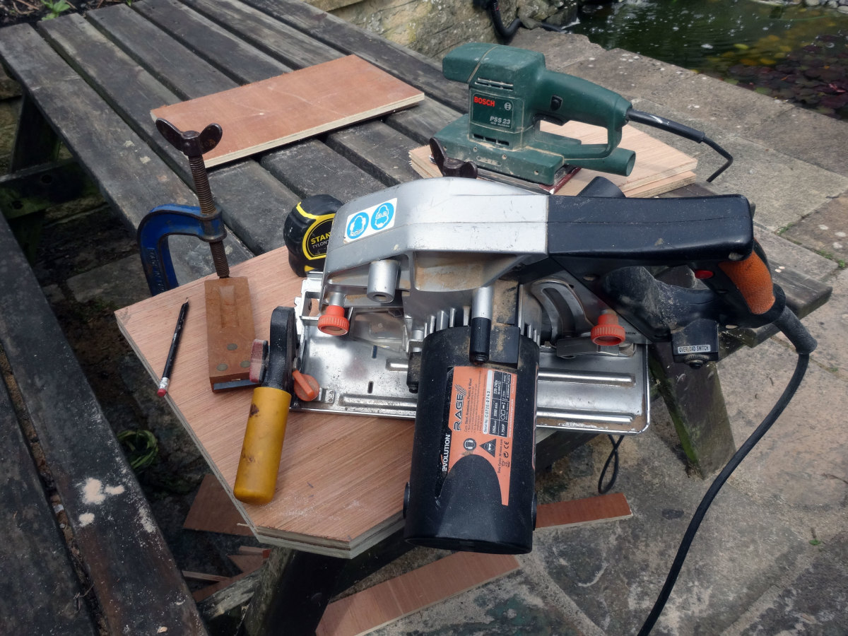 How to Make a Wooden Housing for External HDDs (With Filing Tray on Top ...