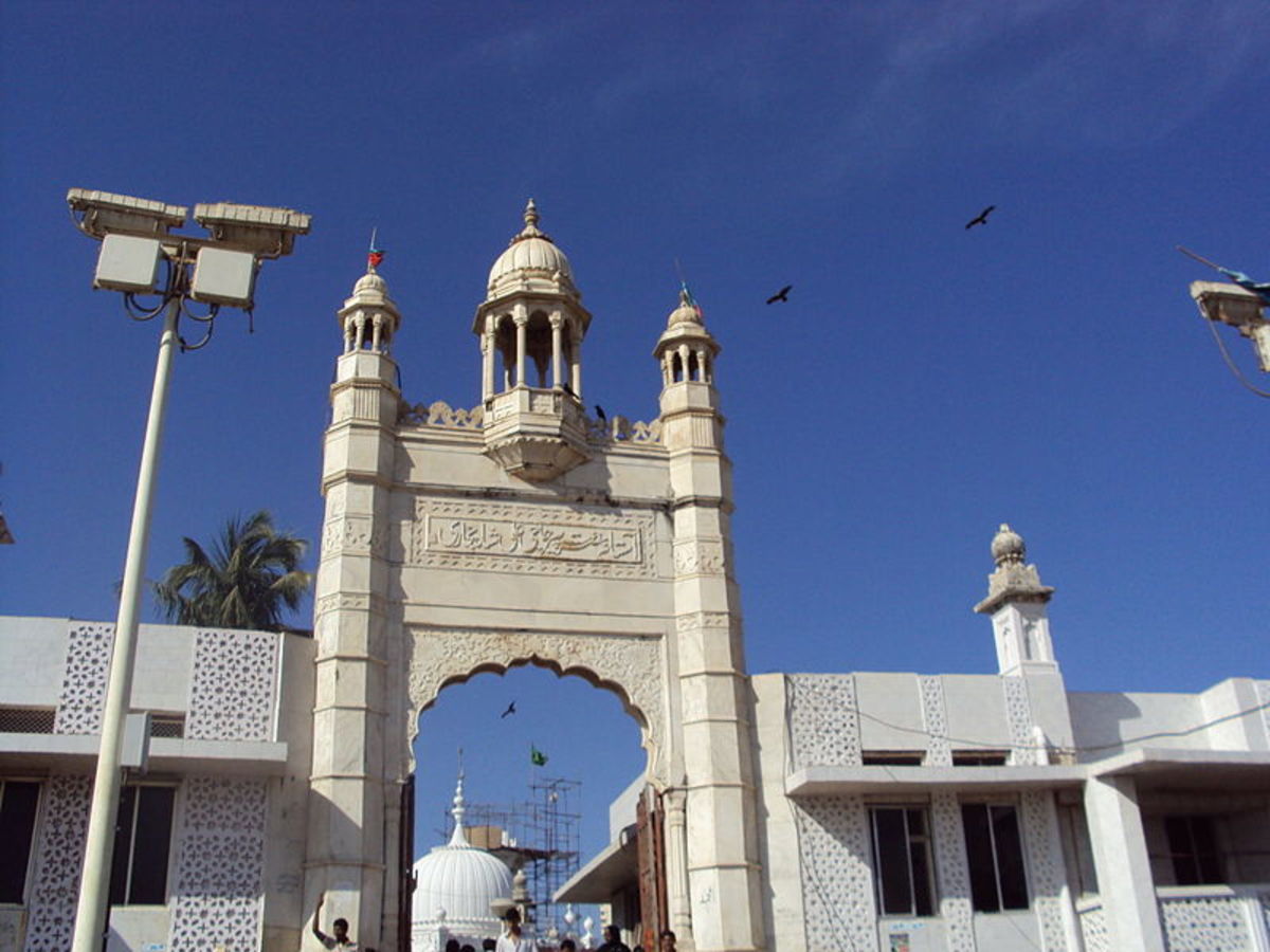 Haji Ali Dargah, Mumbai-A Religious Monument of Communal Harmony - HubPages