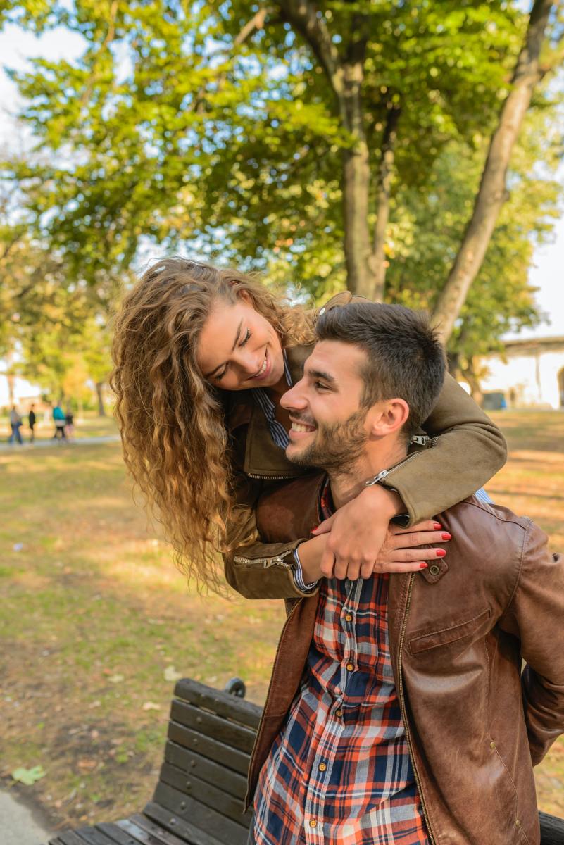 5 Effective First Date Tips to Make a Great Impression - HubPages