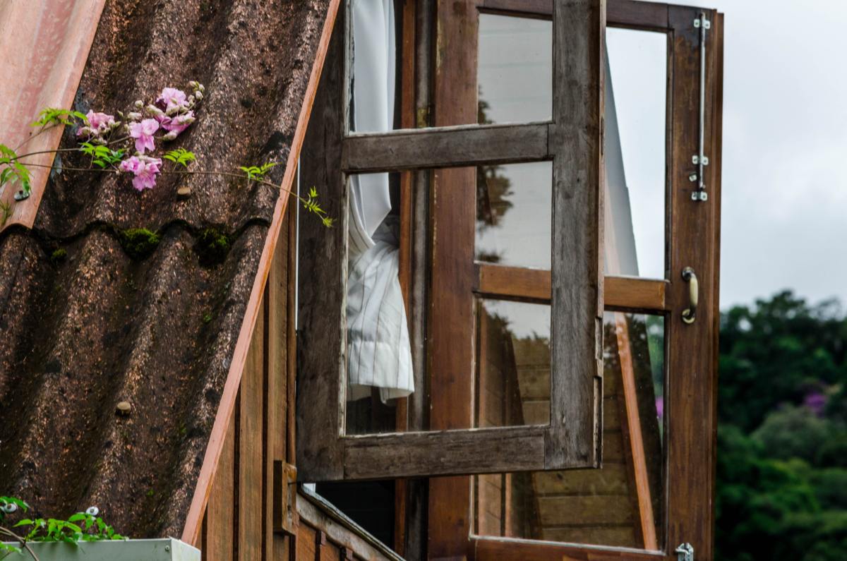 52 Songs About Windows and Doors - HubPages