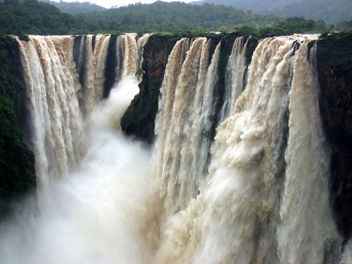 10 Spectacular and Amazing Waterfalls in 10 Countries - HubPages