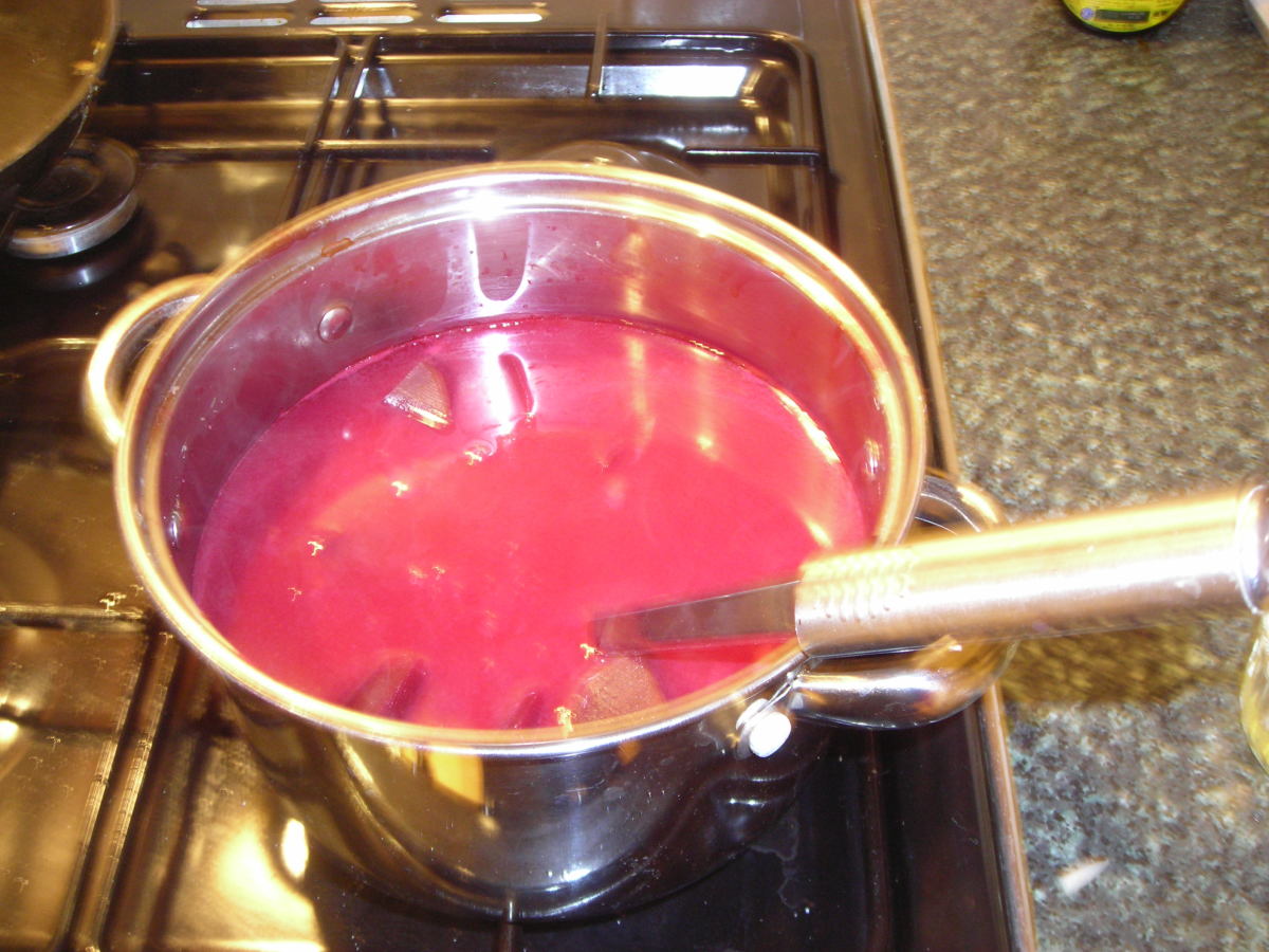 Beetroot Soup (Borscht): Quick and Easy Seasonal Recipe - HubPages