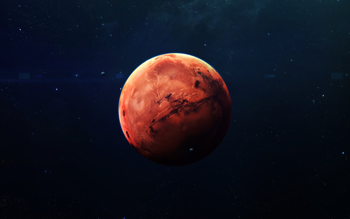 Mars Rover Appears to Catch "Dark Beast" Roaming the Surface of Mars ...