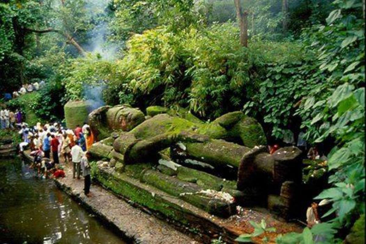 Historic Bandhavgarh Fort in India - HubPages