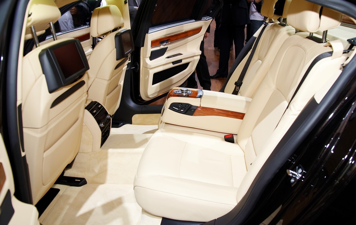 Woman Shares the Best Luxury Car for Moms - HubPages