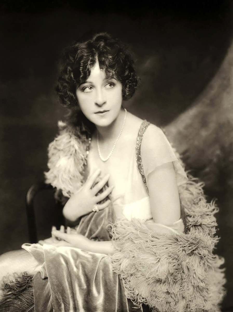 The Ziegfeld Follies: The Talk of Broadway - HubPages