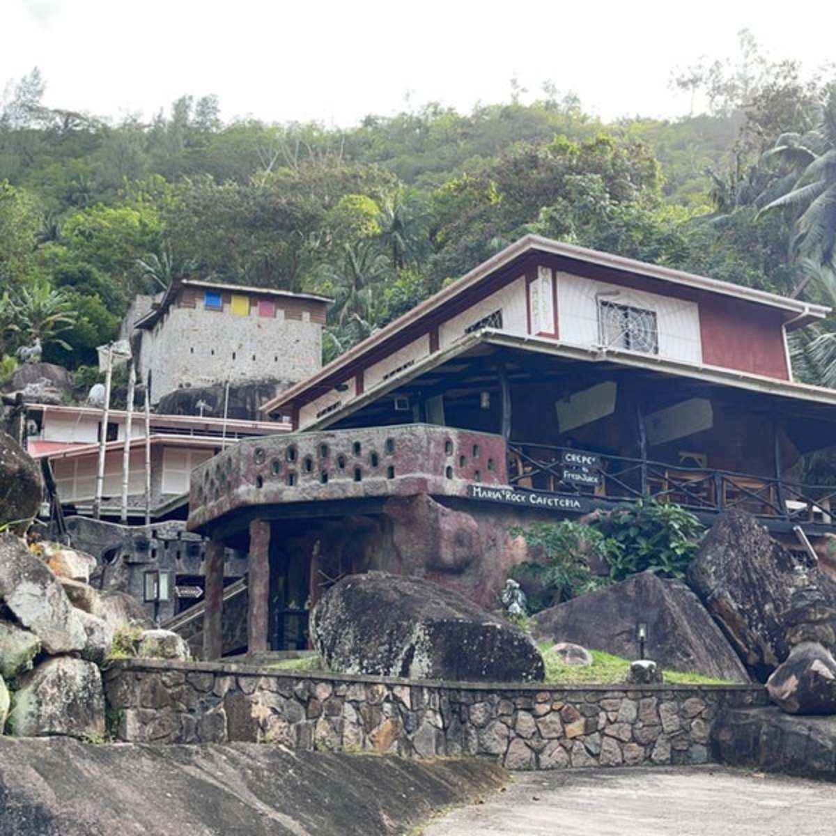 What to See in the Seychelles: The Beaches of Mahe Island, the Capital ...