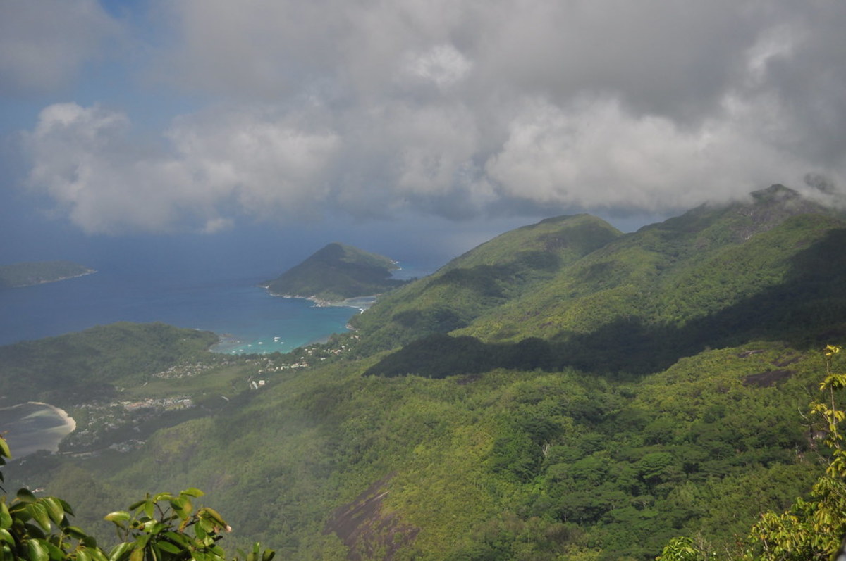 What to See in the Seychelles: The Beaches of Mahe Island, the Capital ...