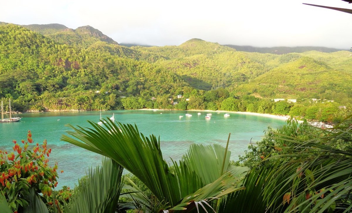 What to See in the Seychelles: The Beaches of Mahe Island, the Capital ...