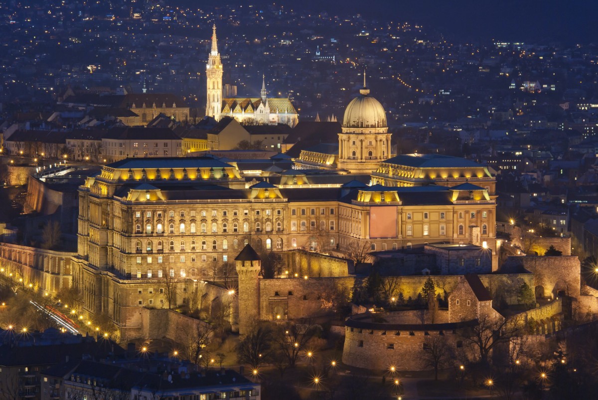 What to See in Budapest: Baths, Ruin Bars, Sziget Festival (Complete ...