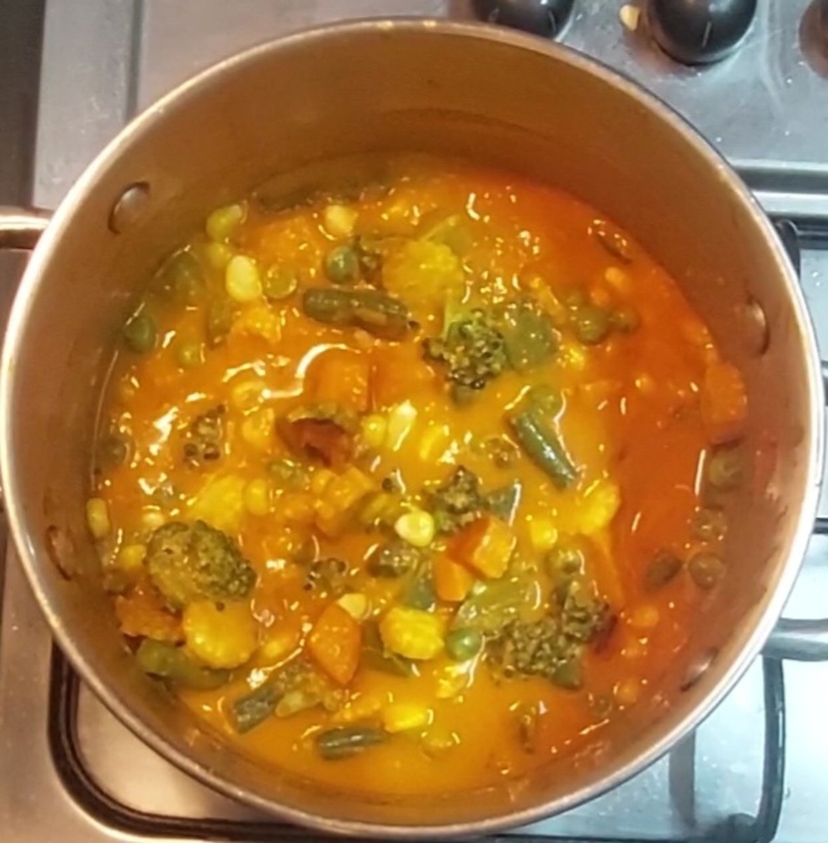 Veg Handi Recipe: Rich and Creamy Indian Curry - HubPages