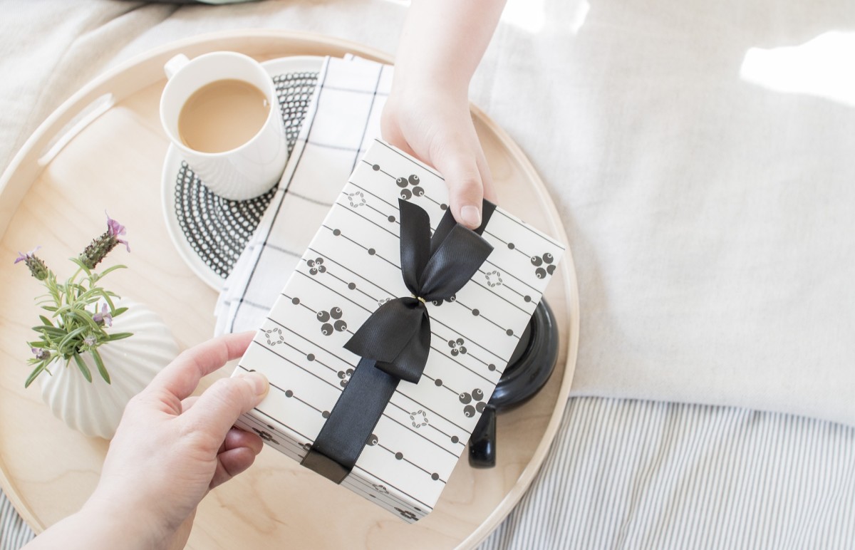 Gift Wrapping Made Easy - HubPages