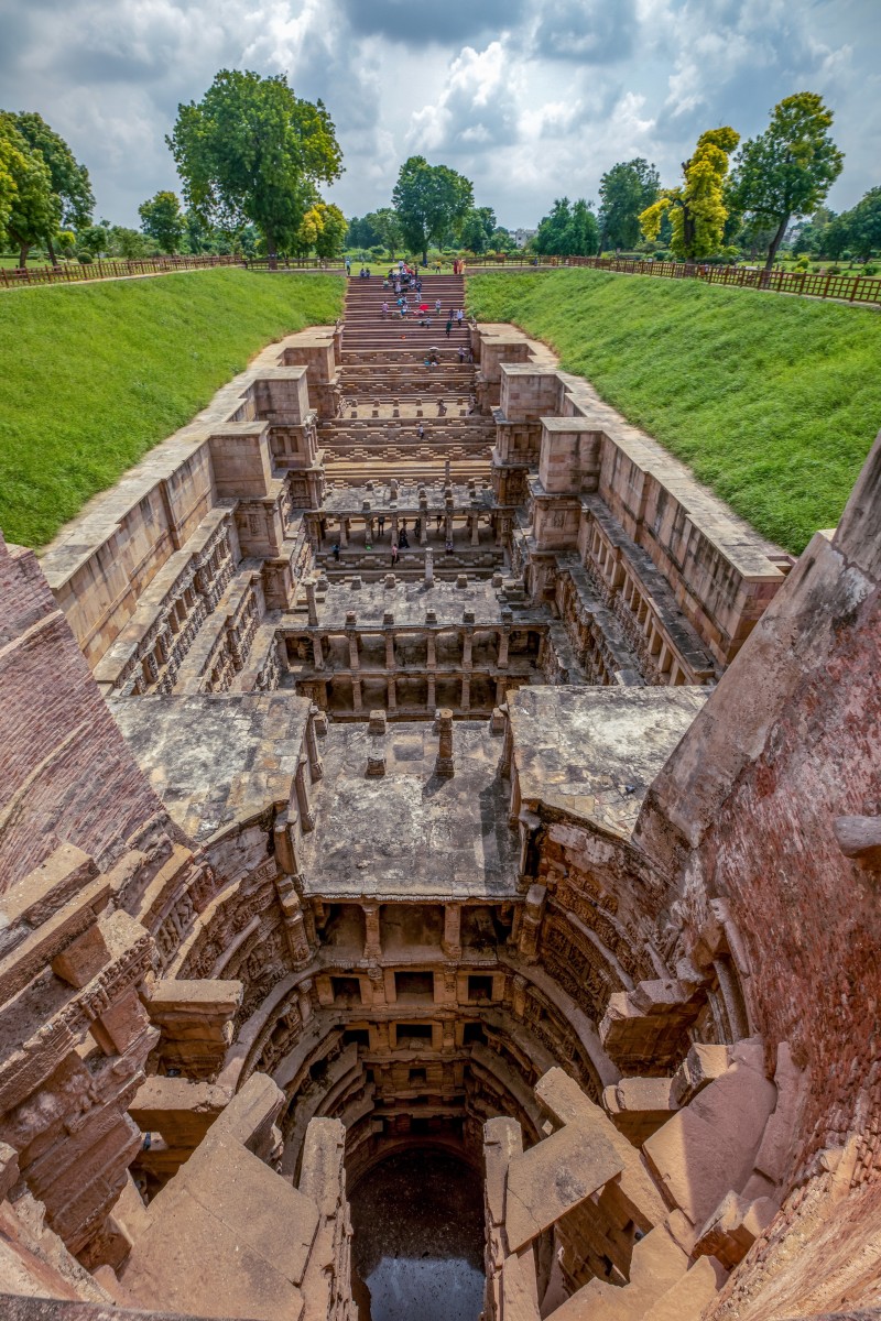 Rani Ki Vav: A Magnificent Rediscovered and Retrieved Multi-storied ...
