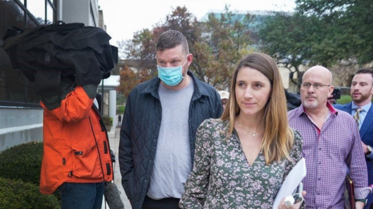 Chris Beard Basketball Coach From Texas Has Been Charged With Assault ...