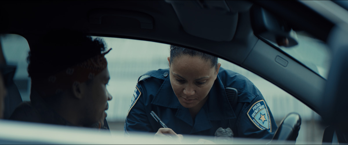 People Are Praising Cop For How He Handled Concerned Passenger - HubPages