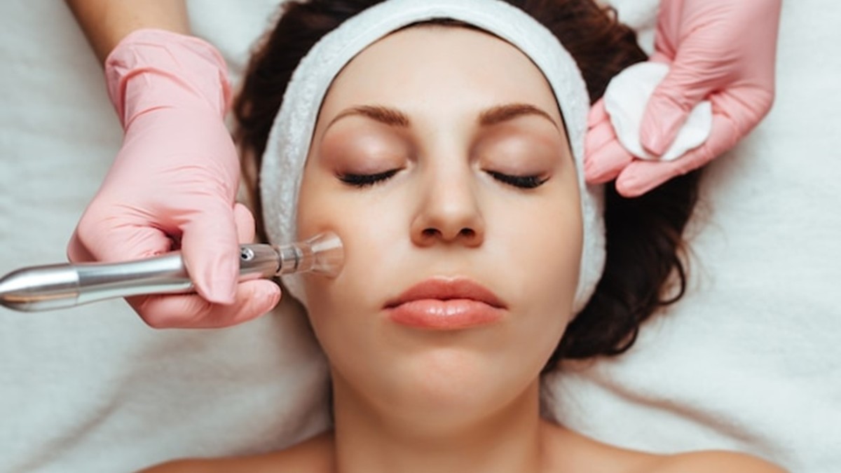 Cupping Therapy: An Ancient Practice Extending From East to West - HubPages