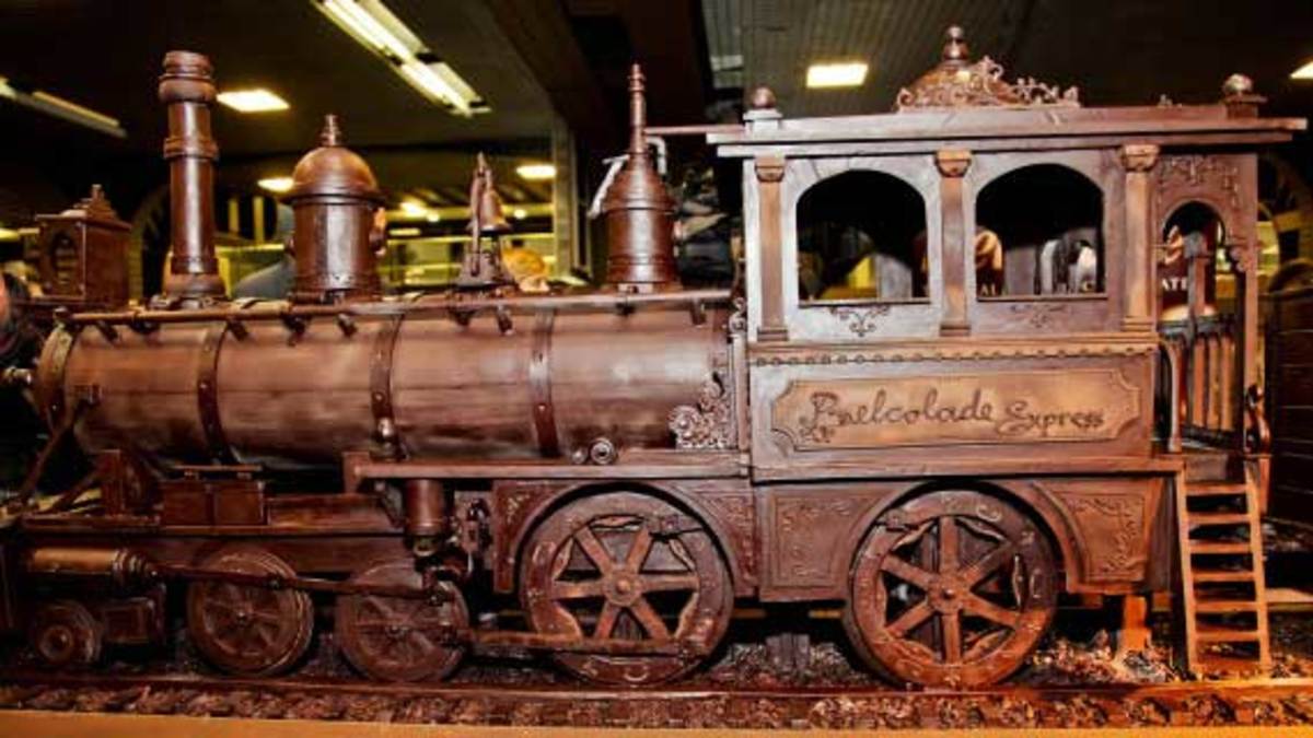 Chocolate Train Miniature - HubPages