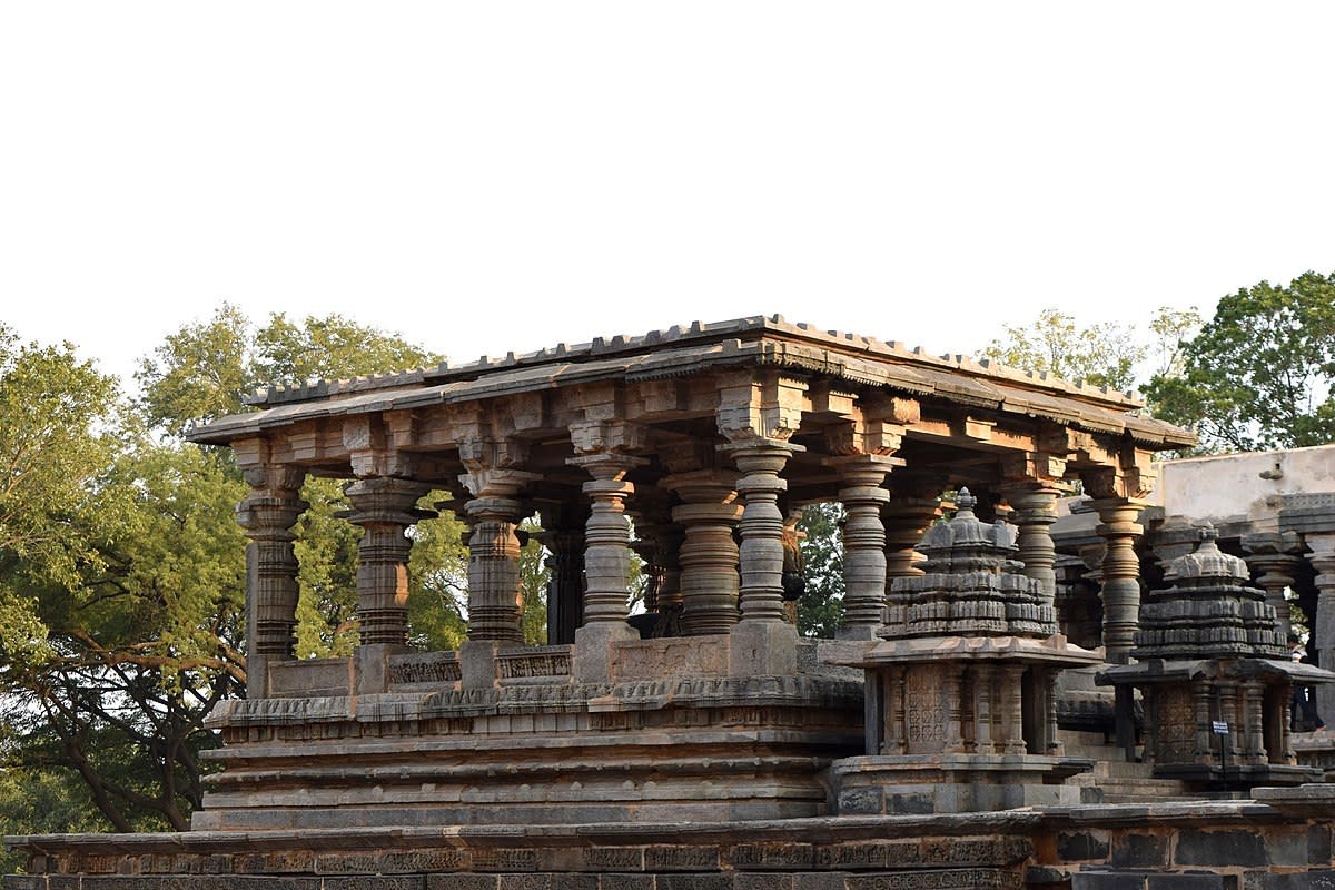 Hoysaleswara Temple – a 12th Century Indian Monument With Unique Stone ...