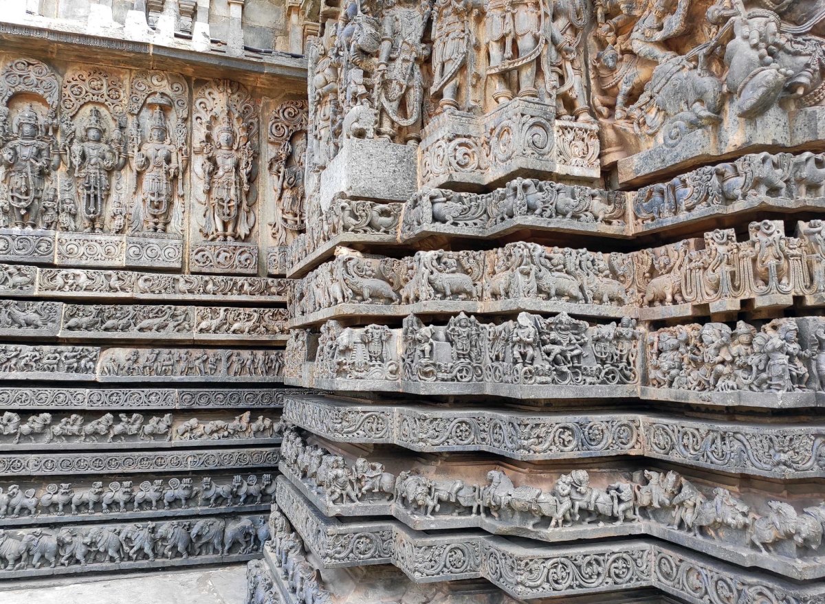 Hoysaleswara Temple – a 12th Century Indian Monument With Unique Stone ...