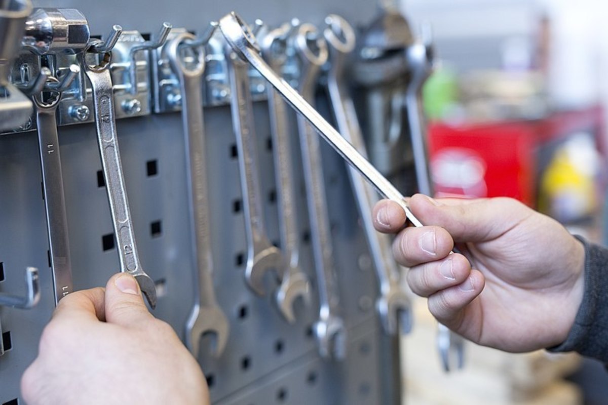 How to Change a Car Battery - HubPages