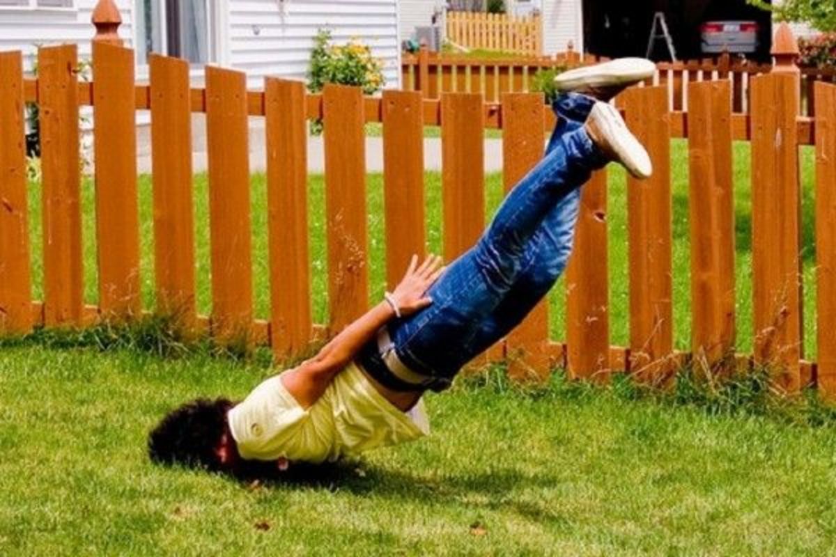 Top Fifteen Horror Film Cliches - HubPages